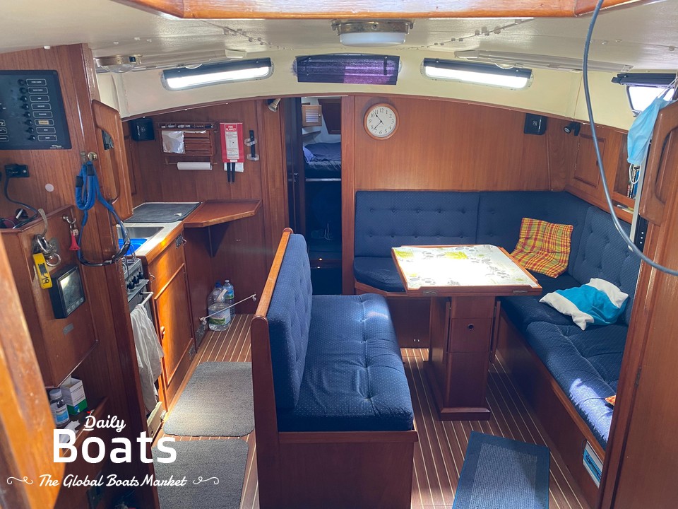 1993 Trident Warrior 40 for sale. View price, photos and Buy 1993 ...