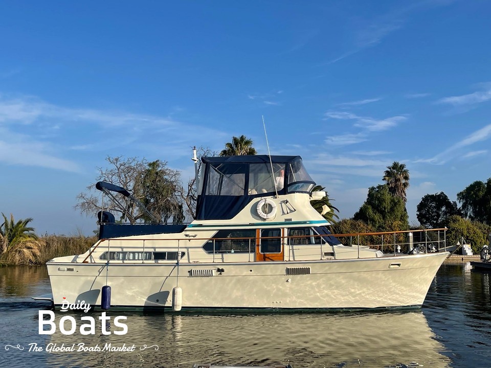 1979 Tollycraft 40 Tri Cabin Motor Yacht for sale. View price, photos ...