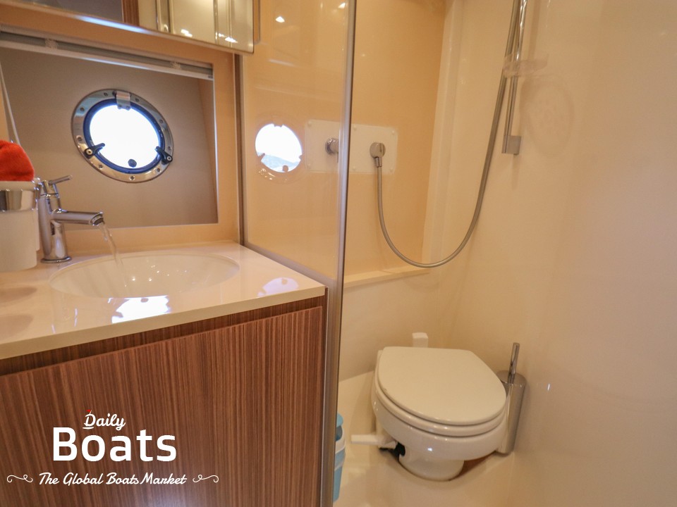 2013 Azimut Atlantis 38 for sale. View price, photos and Buy 2013 ...