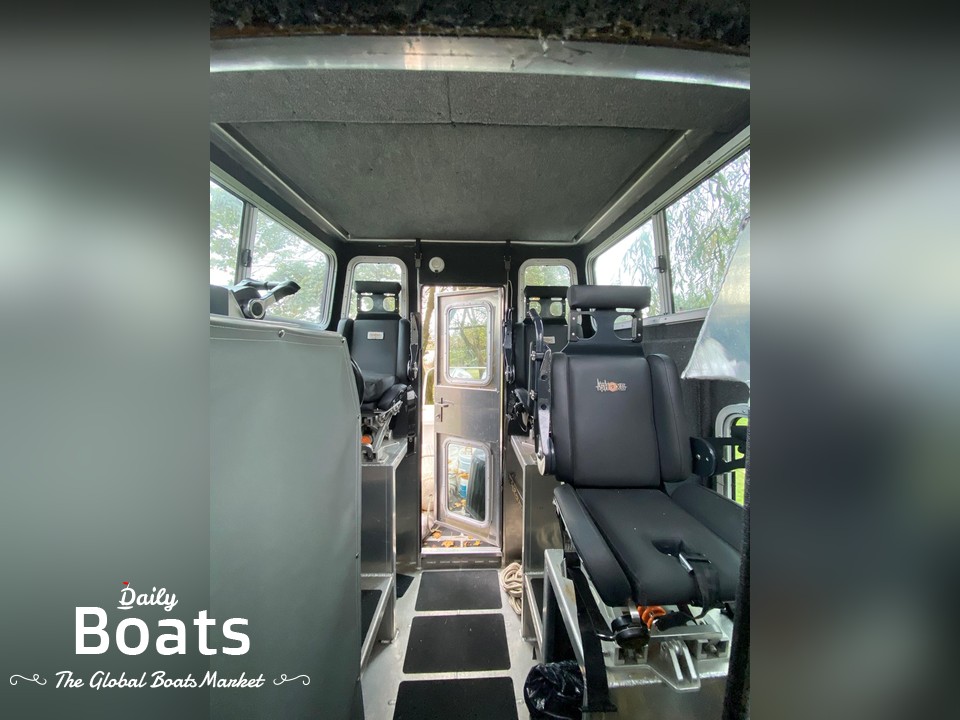 2010 SAFE Boats 35 Defender for sale. View price, photos and Buy 2010 ...