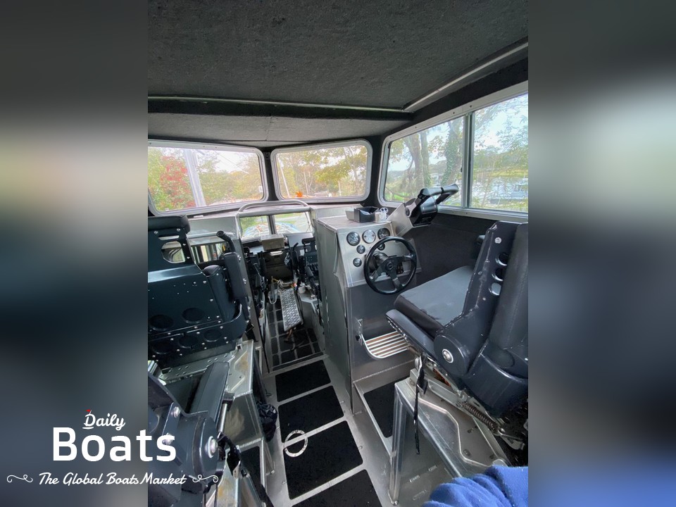 2010 SAFE Boats 35 Defender for sale. View price, photos and Buy 2010 ...