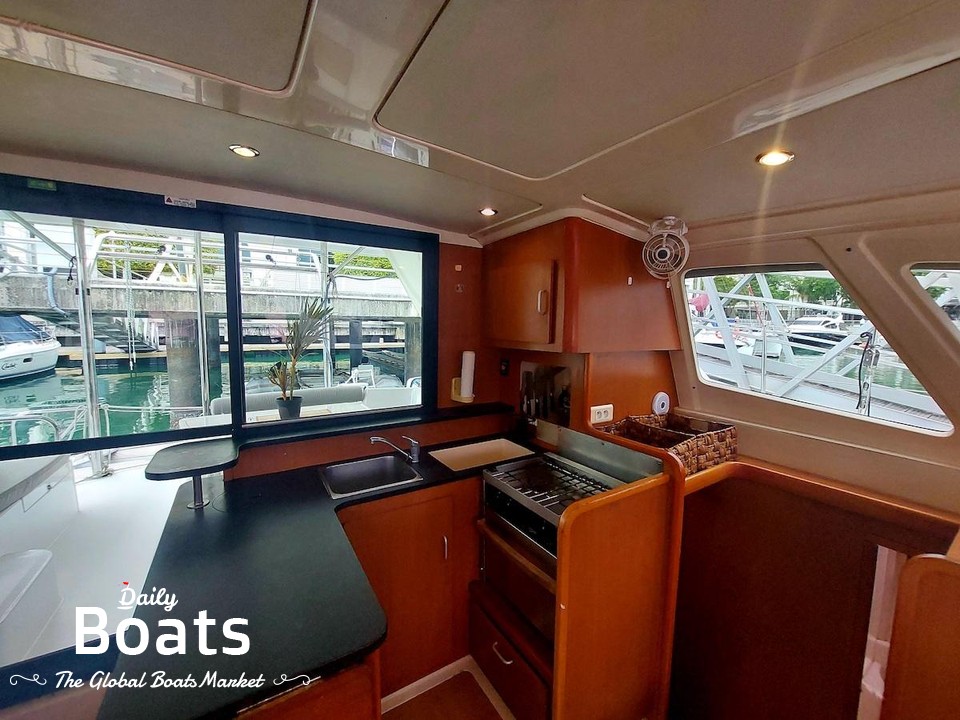 2010 Leopard 38 for sale. View price, photos and Buy 2010 Leopard 38 ...