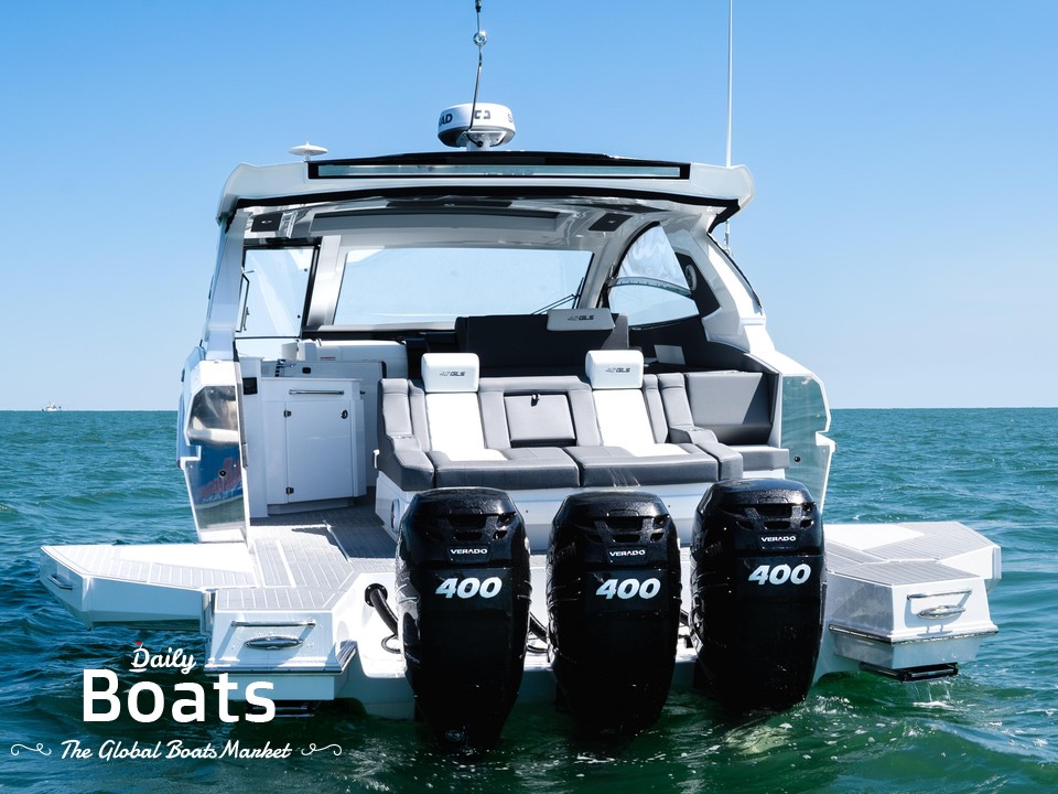 2022 Cruisers Yachts 42 Gls Outboard for sale. View price, photos and ...