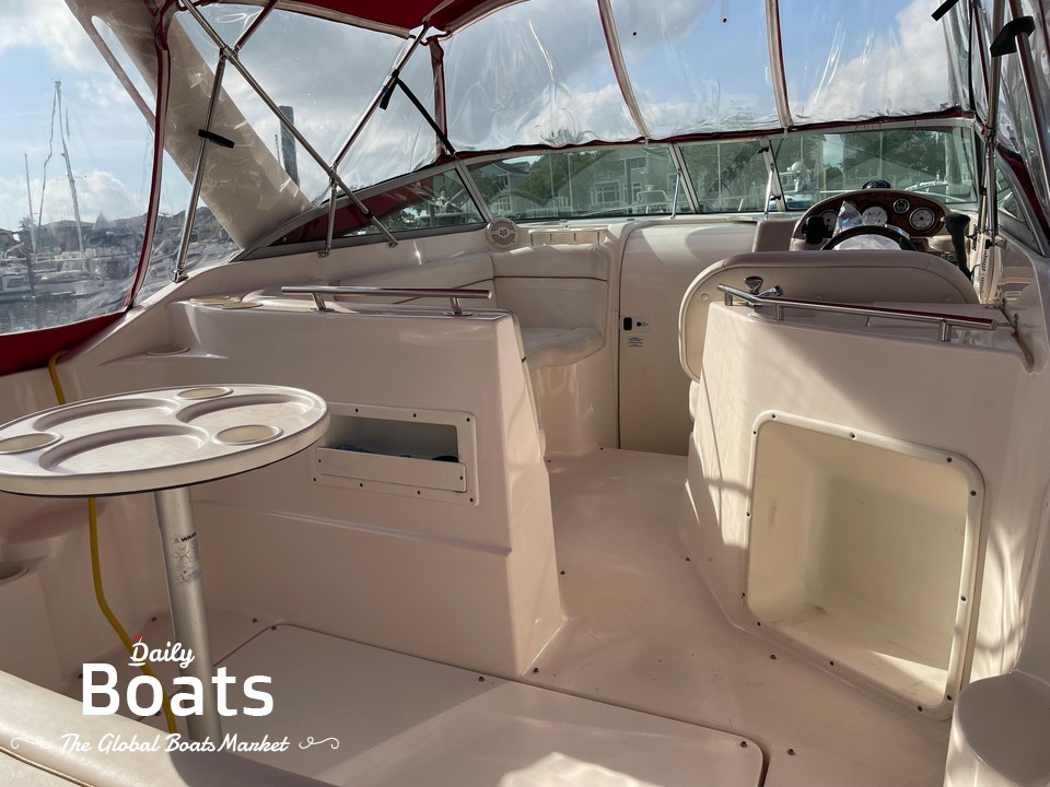 2004 Rinker Fiesta Vee 270 for sale. View price, photos and Buy 2004 ...