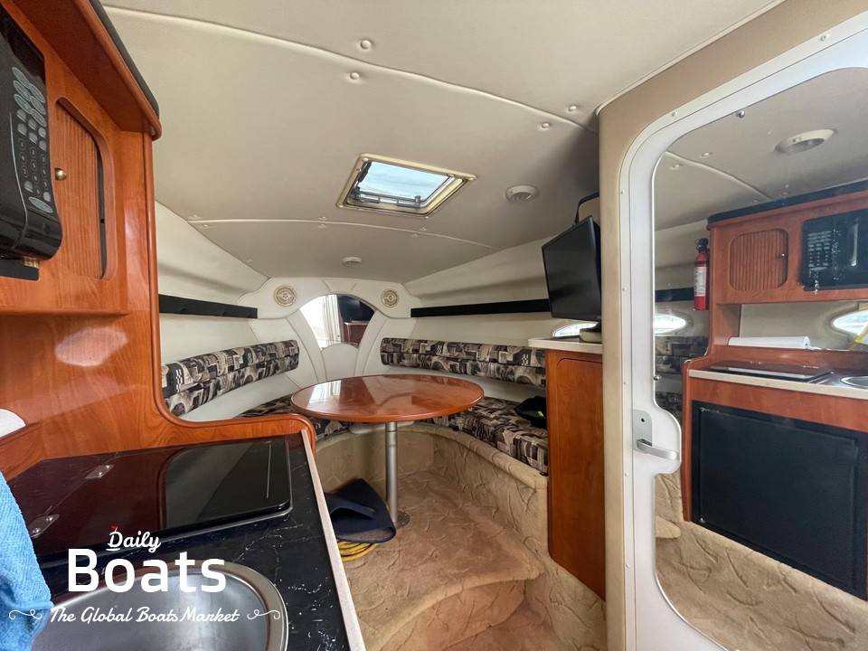 2004 Rinker Fiesta Vee 270 for sale. View price, photos and Buy 2004 ...