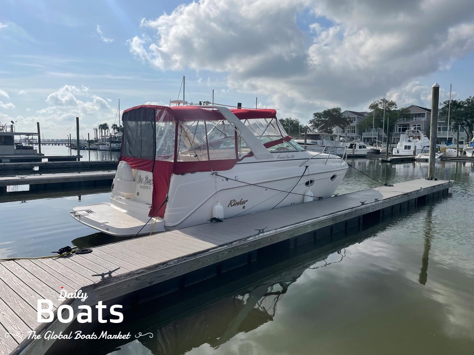 2004 Rinker Fiesta Vee 270 for sale. View price, photos and Buy 2004 ...
