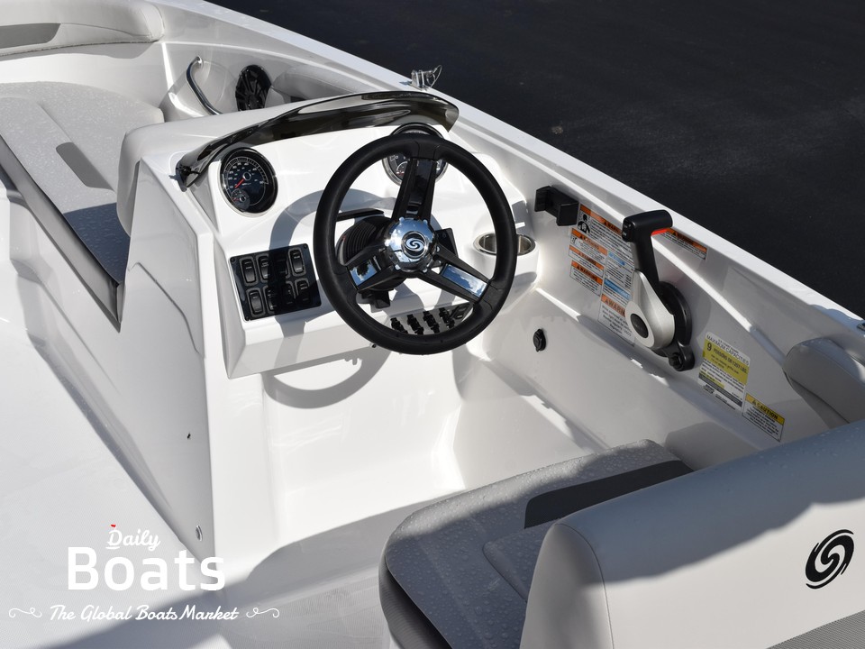 2022 Hurricane Sundeck Sport 185 Ob for sale. View price, photos and ...