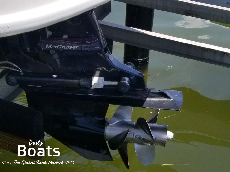 2014 Sea Ray Sundeck for sale. View price, photos and Buy 2014 Sea Ray ...