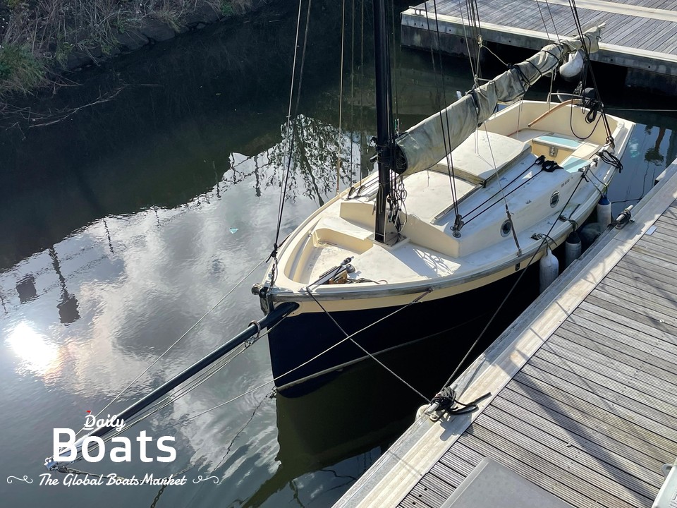 1995 Oystercatcher Mayfly for sale. View price, photos and Buy 1995 ...