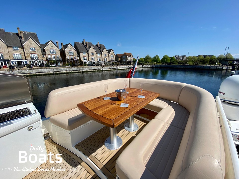 2008 Sealine T50 for sale. View price, photos and Buy 2008 Sealine T50 ...