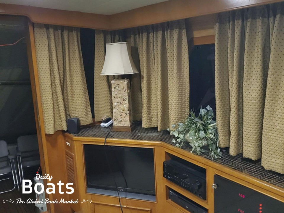 1987 Vista 48 Convertible for sale. View price, photos and Buy 1987 ...