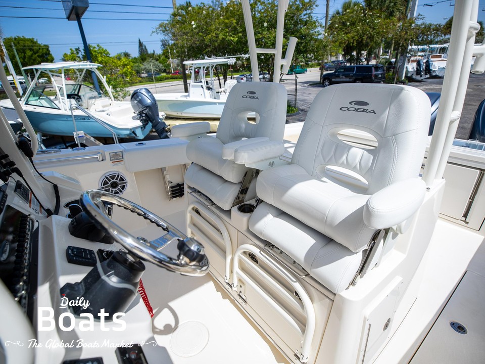 2022 Cobia 320 Cc for sale. View price, photos and Buy 2022 Cobia 320 ...