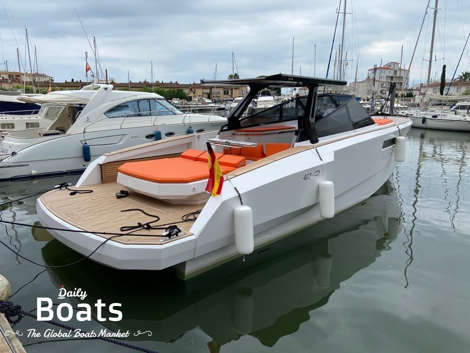 2020 Evo Yachts R4 for sale. View price, photos and Buy 2020 Evo Yachts ...