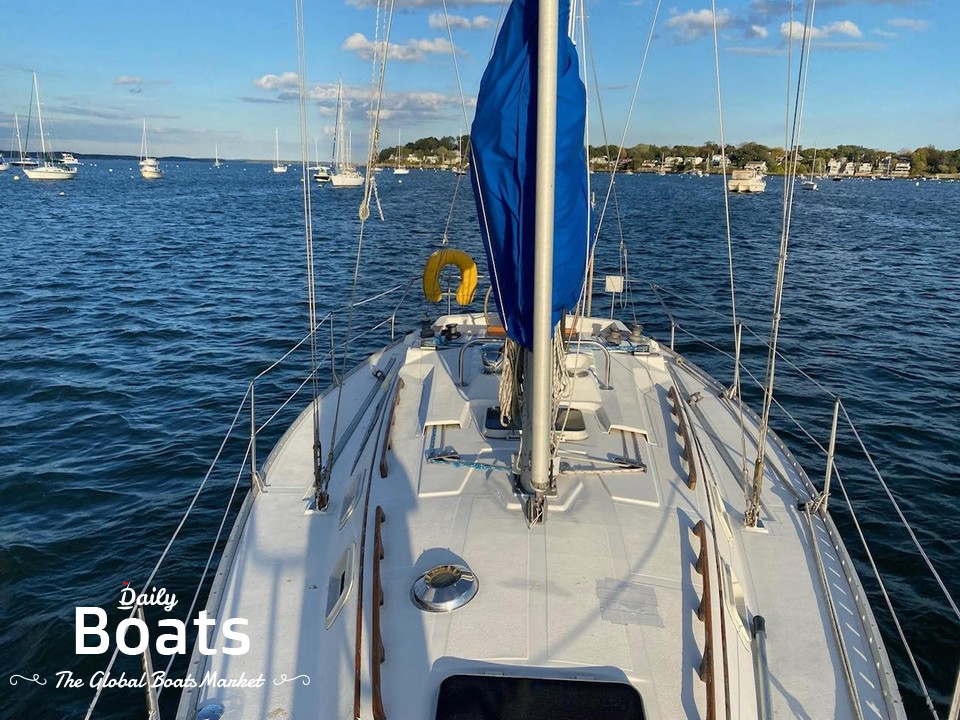 1986 Hunter 31 for sale. View price, photos and Buy 1986 Hunter 31 #315444