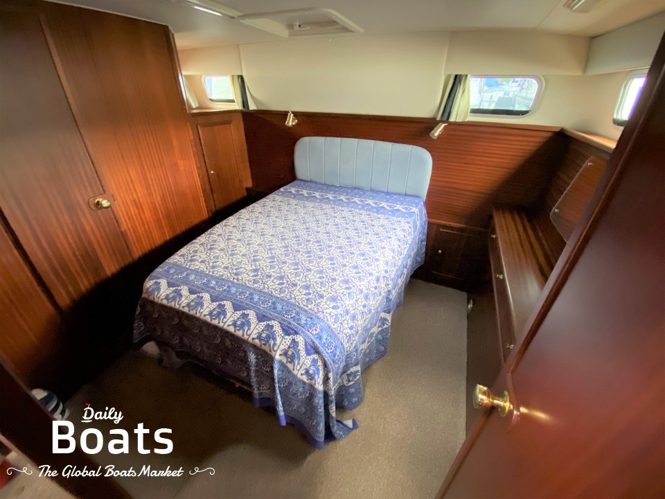 1995 Broom Ocean 34 for sale. View price, photos and Buy 1995 Broom ...