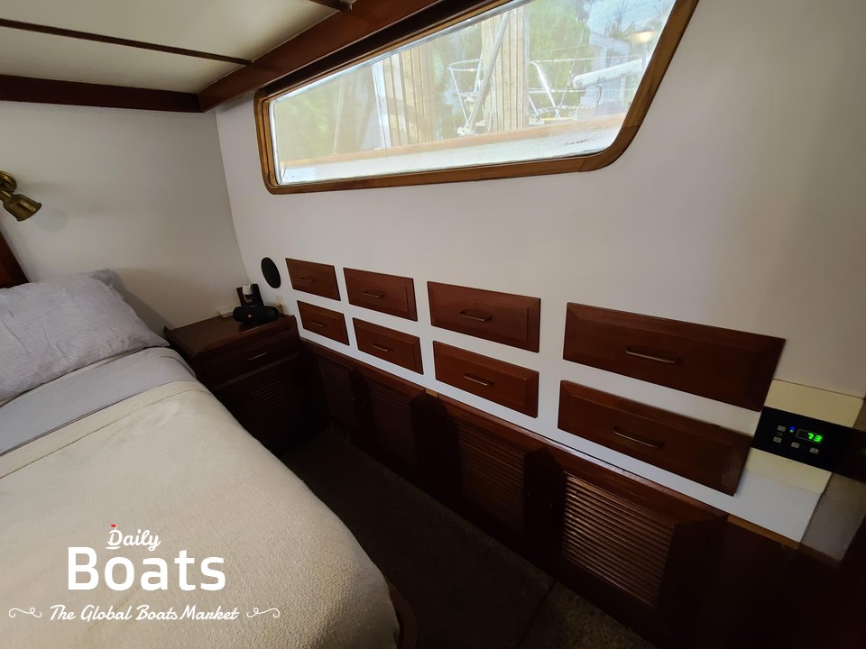 1982 Ocean Alexander 40 for sale. View price, photos and Buy 1982 Ocean ...