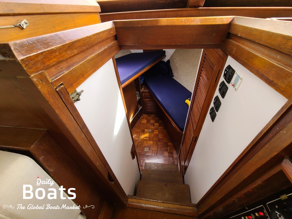 1982 Ocean Alexander 40 for sale. View price, photos and Buy 1982 Ocean ...