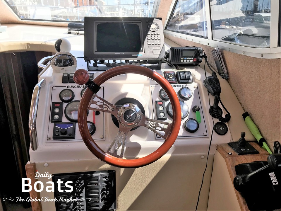Colvic Suncruiser 34 Sedan for sale. View price, photos and Buy Colvic ...