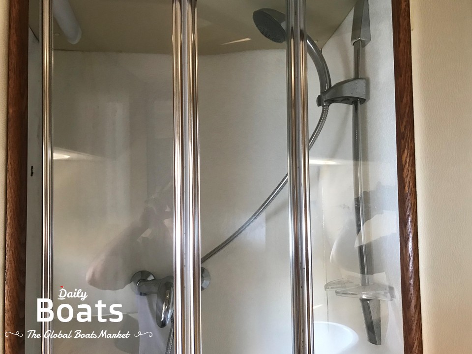 Colvic Suncruiser 34 Sedan for sale. View price, photos and Buy Colvic ...