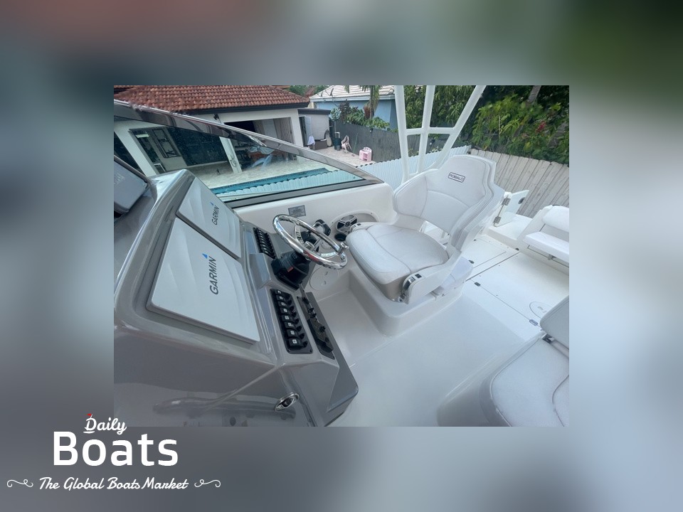 2019 Robalo 305 for sale. View price, photos and Buy 2019 Robalo 305 ...