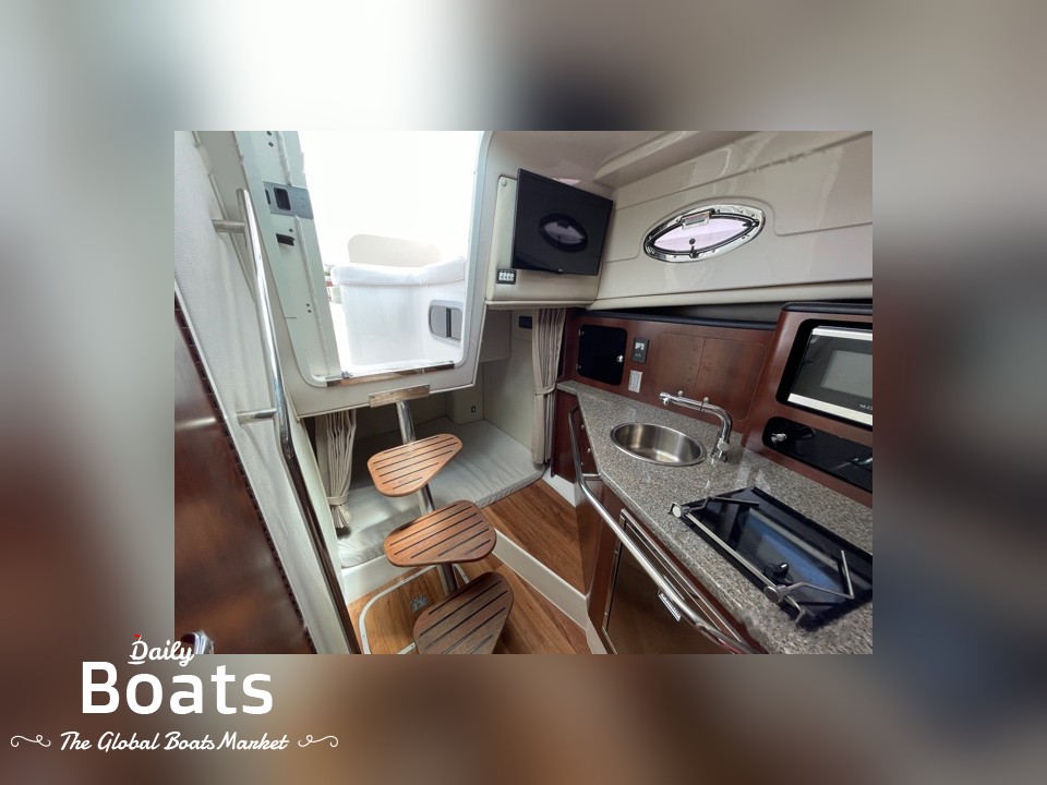 2019 Robalo 305 for sale. View price, photos and Buy 2019 Robalo 305 ...