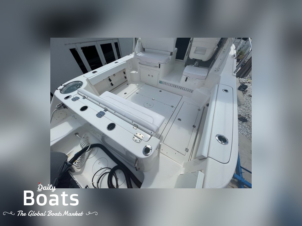2019 Robalo 305 for sale. View price, photos and Buy 2019 Robalo 305 ...
