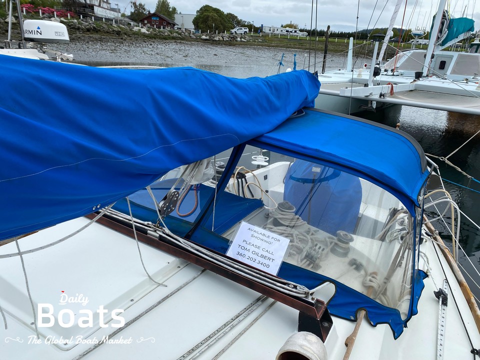 1980 C&C Landfall 38 for sale. View price, photos and Buy 1980 C&C ...