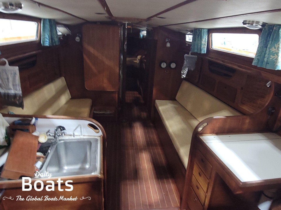 1982 Sabre 38 Mk I Sloop for sale. View price, photos and Buy 1982 ...