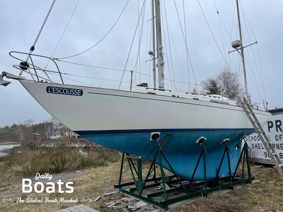 Sailing cruiser boats Alberg yawl 37 for sale in Nova Scotia - Daily Boats