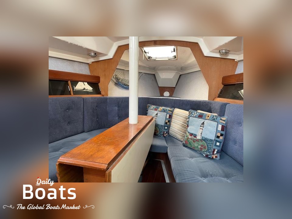 1987 Hunter 28.5 for sale. View price, photos and Buy 1987 Hunter 28.5 ...