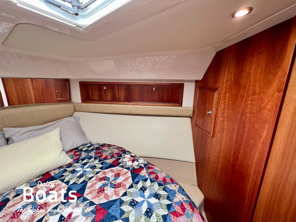 2005 Riviera 33 Flybridge for sale. View price, photos and Buy 2005 ...