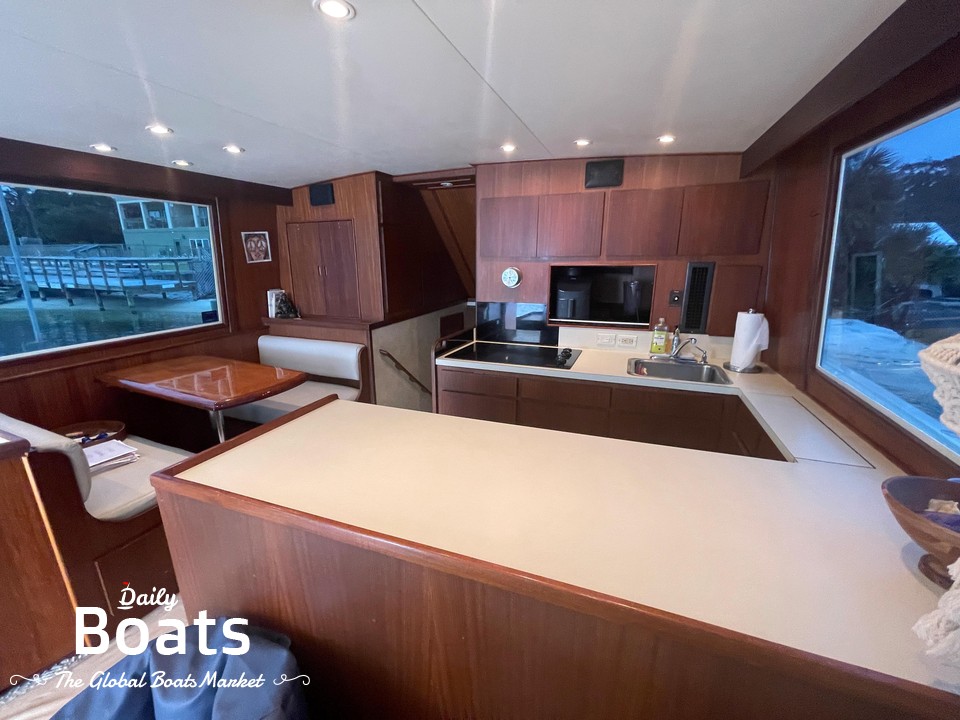 1985 Hatteras 52 Convertible for sale. View price, photos and Buy 1985 ...