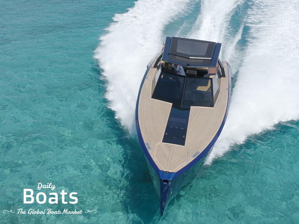 2017 Evo Yachts R4 for sale. View price, photos and Buy 2017 Evo Yachts ...