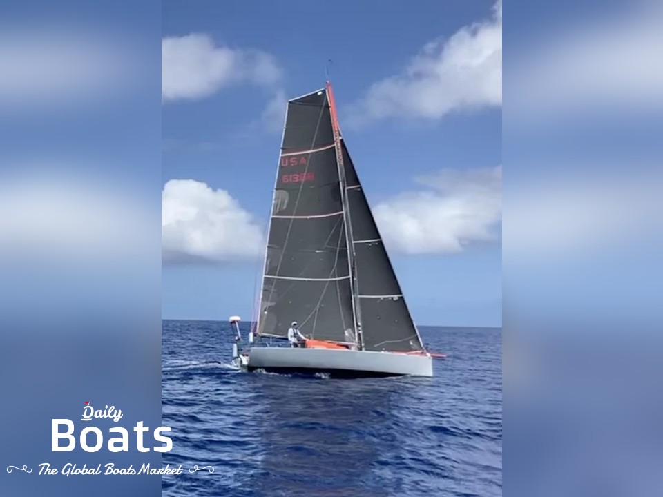 2007 Custom Moondance Open 30 for sale. View price, photos and Buy 2007 ...