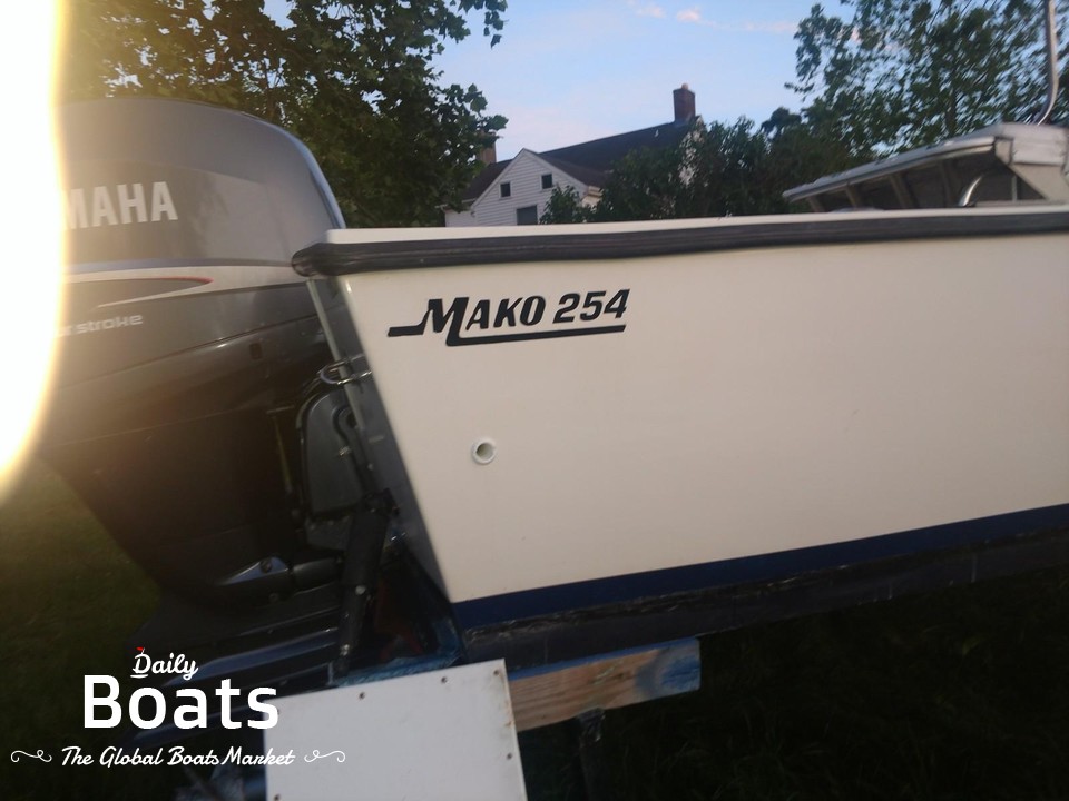 1981 Mako 254 Center Console for sale. View price, photos and Buy 1981 ...
