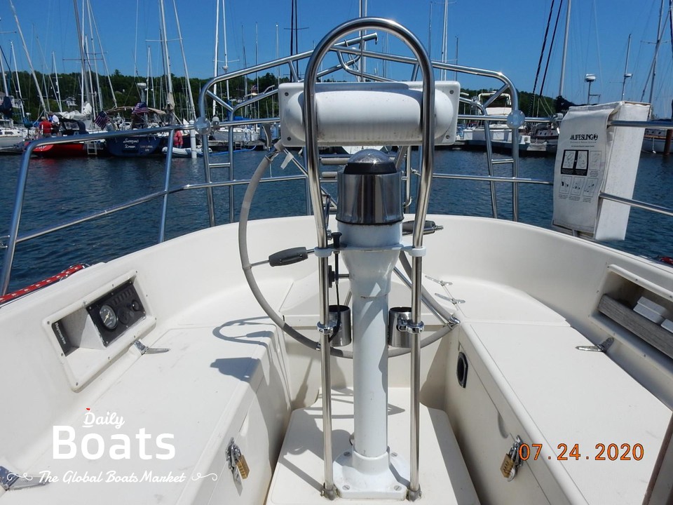 1994 Pacific Seacraft 32 Pilothouse for sale. View price, photos and ...