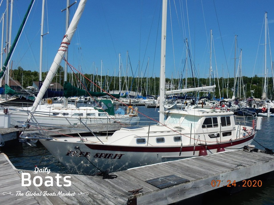 1994 Pacific Seacraft 32 Pilothouse for sale. View price, photos and ...