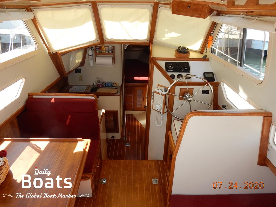 1994 Pacific Seacraft 32 Pilothouse for sale. View price, photos and ...
