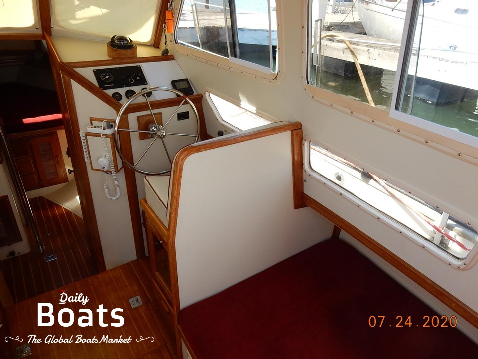 1994 Pacific Seacraft 32 Pilothouse for sale. View price, photos and ...