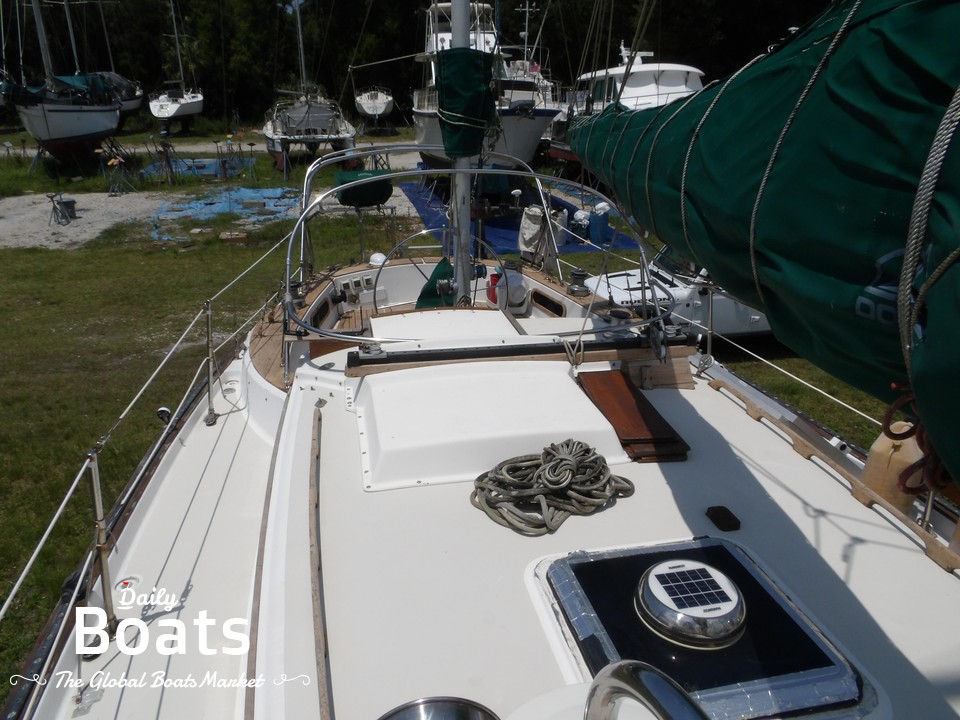 1981 Pearson 365 for sale. View price, photos and Buy 1981 Pearson 365 ...