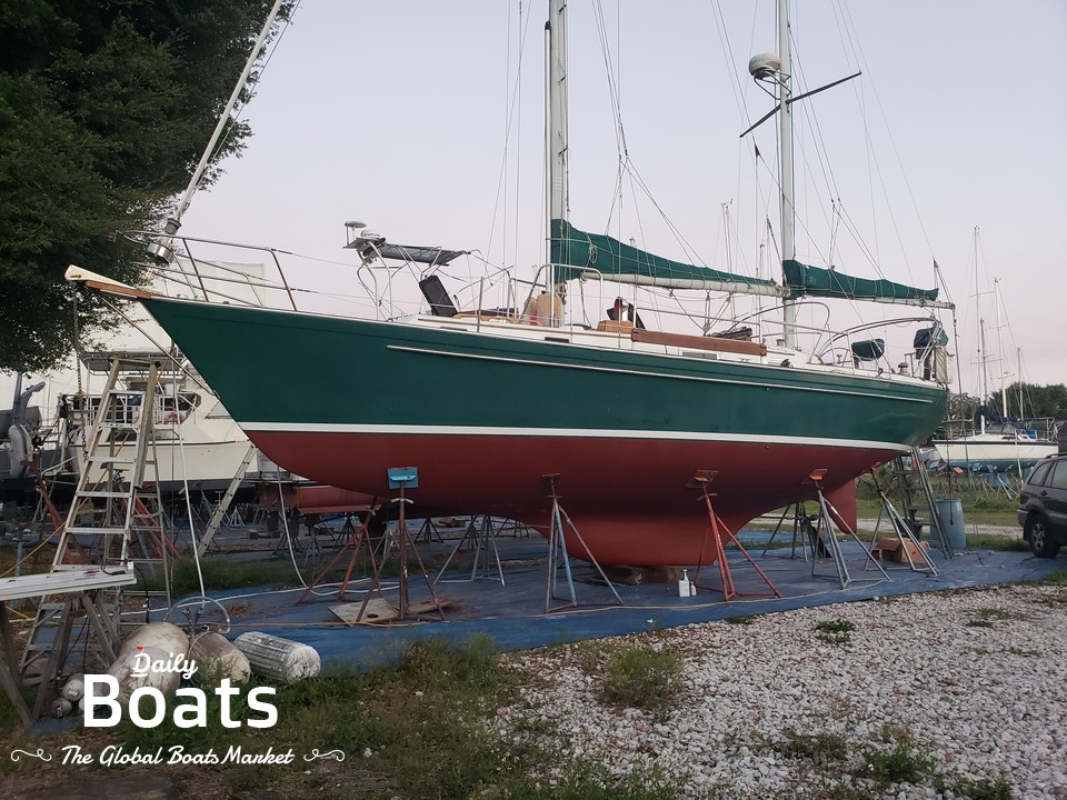 1981 Pearson 365 for sale. View price, photos and Buy 1981 Pearson 365 ...