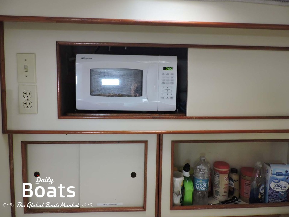 1993 Atlantic 34 Express/Sportfish for sale. View price, photos and Buy ...