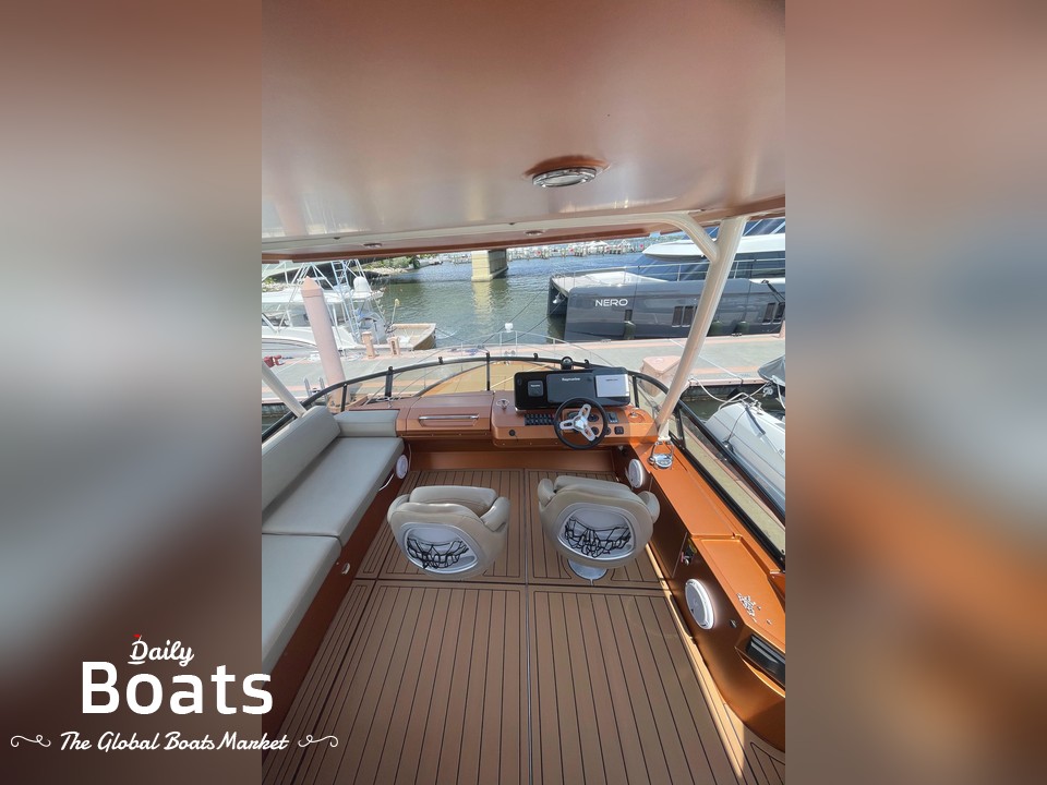 2015 Carver C40 for sale. View price, photos and Buy 2015 Carver C40 ...