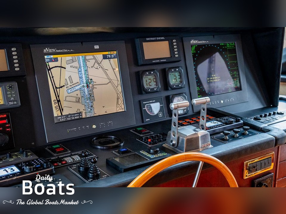 2002 Northcoast Yachts Flybridge Cockpit Motoryacht for sale. View ...