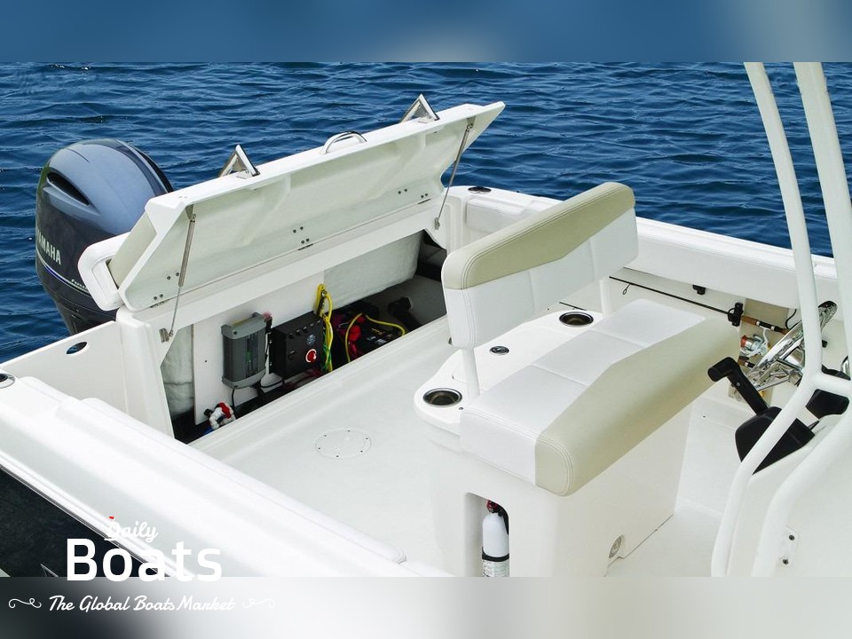 2021 Robalo R222 Centre Console for sale. View price, photos and Buy ...