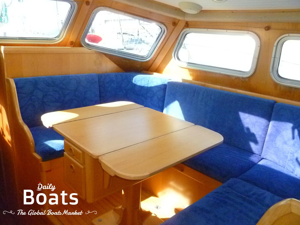 2004 Endurance 38 for sale. View price, photos and Buy 2004 Endurance ...