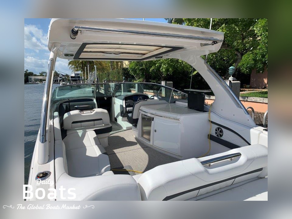 2017 Regal 33 Obx for sale. View price, photos and Buy 2017 Regal 33 ...