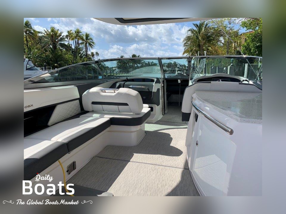 2017 Regal 33 Obx for sale. View price, photos and Buy 2017 Regal 33 ...