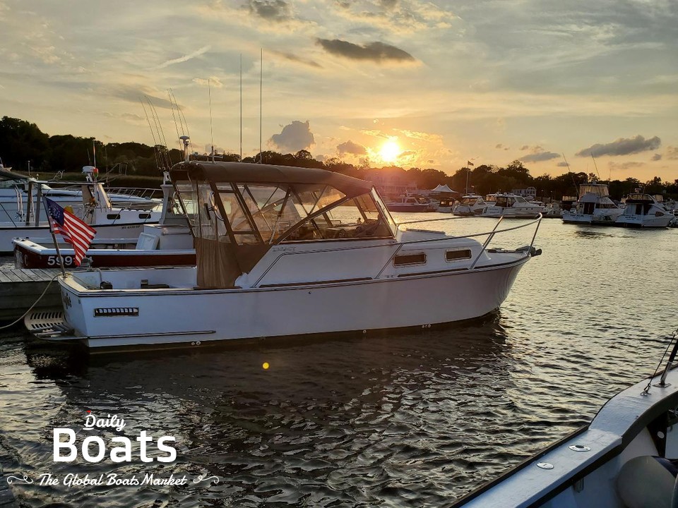 Legacy 28 express for sale - Daily Boats