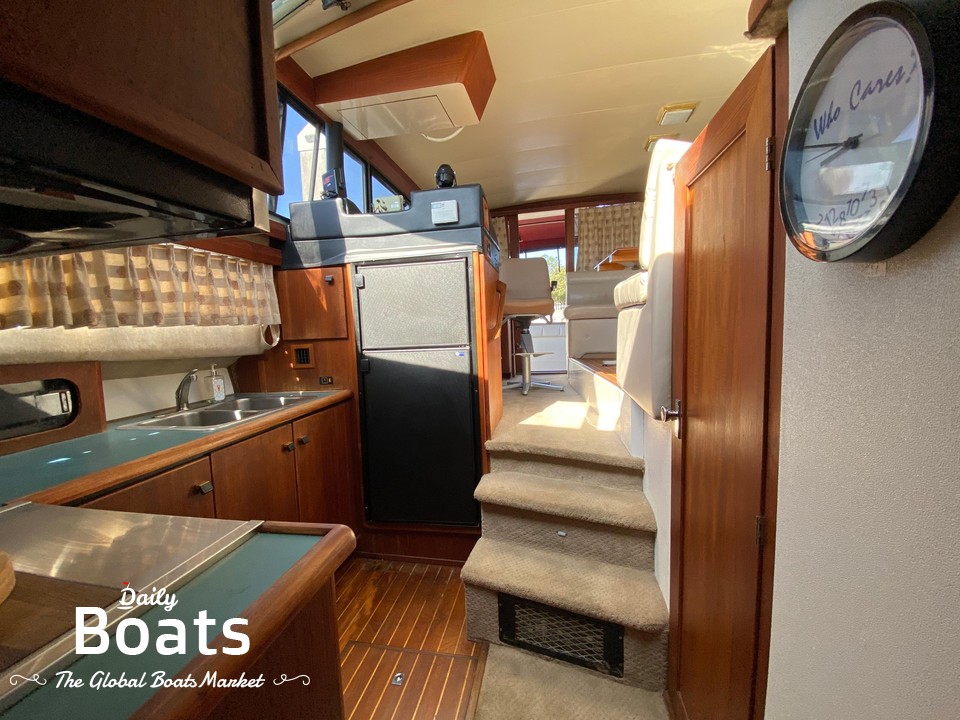 1989 Bayliner 3888 Motoryacht for sale. View price, photos and Buy 1989 ...